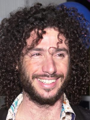 Meeno Peluce Death Fact Check, Birthday & Age | Dead or Kicking