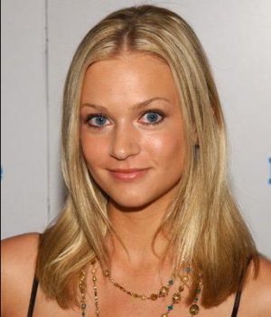 A.J. Cook Death Fact Check, Birthday & Age | Dead or Kicking