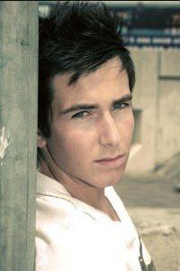 Aaron Renfree Death Fact Check, Birthday & Age | Dead or Kicking