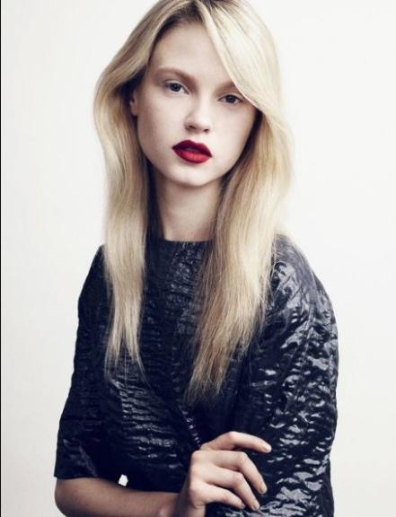 Adeele Rassel Death Fact Check, Birthday & Age | Dead or Kicking