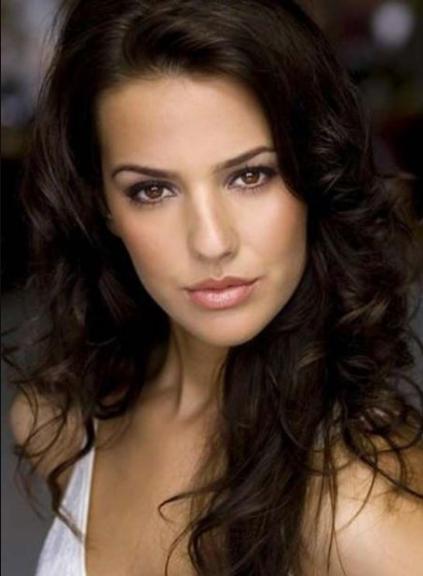 Afërdita Dreshaj Death Fact Check, Birthday & Age | Dead or Kicking