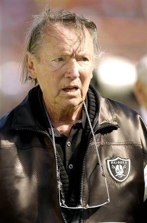 Al Davis Death Fact Check, Birthday & Date of Death | Dead or Kicking