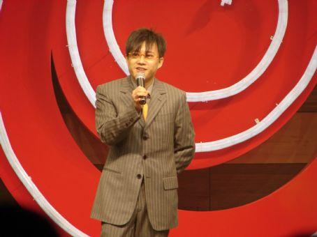 Albert Leung Death Fact Check, Birthday & Age | Dead or Kicking