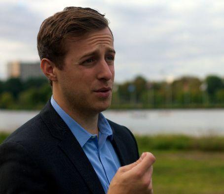 Alex Law Death Fact Check, Birthday & Age | Dead or Kicking