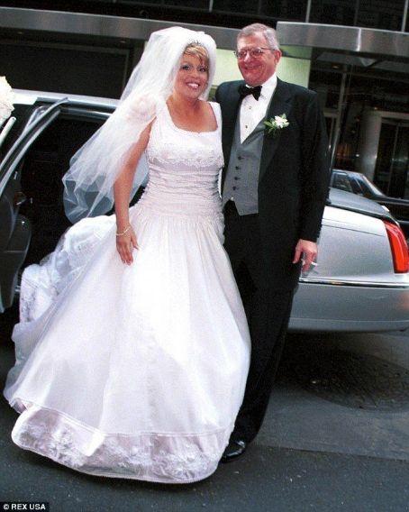 Alexandra Marie Llewellyn Death Fact Check, Birthday & Age