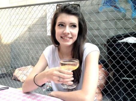 Amy Vaver Death Fact Check, Birthday & Age | Dead or Kicking