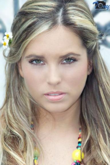 Ana Belen Lander Death Fact Check, Birthday & Age | Dead or Kicking