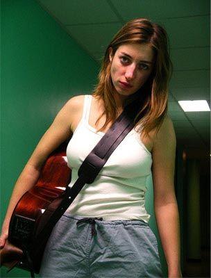 Anaïs Death Fact Check, Birthday & Age | Dead or Kicking