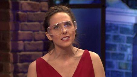 Angéla Eke Death Fact Check, Birthday & Age | Dead or Kicking