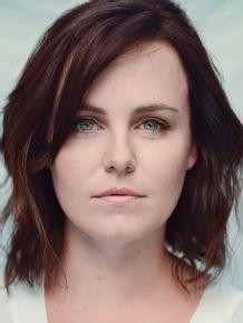 Angela Vickers Death Fact Check, Birthday & Age | Dead or Kicking