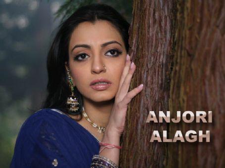 Anjori Alagh Death Fact Check, Birthday & Age | Dead or Kicking