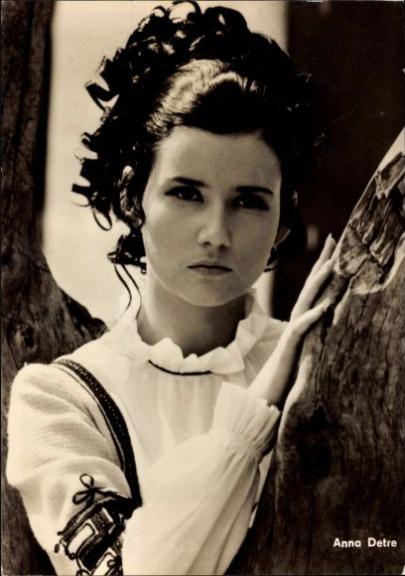 Annamária Detre Death Fact Check, Birthday & Age | Dead or Kicking