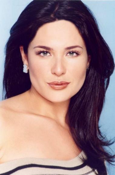 Arleth Terán Death Fact Check, Birthday & Age | Dead or Kicking