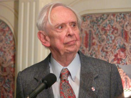 Arthur Anderson Death Fact Check, Birthday & Date of Death