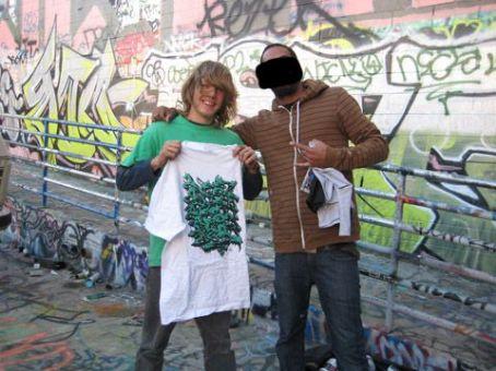 Augor Death Fact Check, Birthday & Age | Dead or Kicking