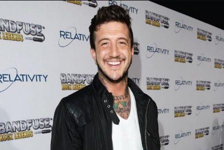 Austin Carlile Death Fact Check, Birthday & Age | Dead or Kicking