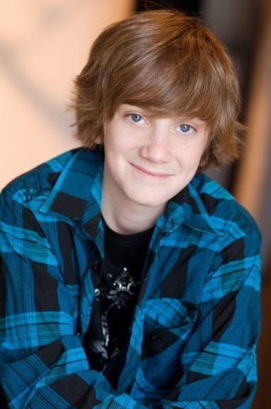 Austin Macdonald Death Fact Check, Birthday & Age | Dead or Kicking