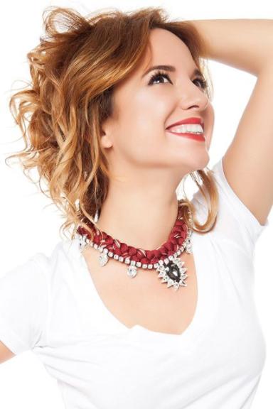 Ayse Özyilmazel Death Fact Check, Birthday & Age | Dead or Kicking