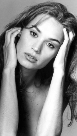 Barbara Durand Death Fact Check, Birthday & Age | Dead or Kicking