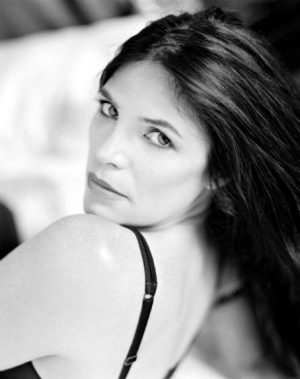 Barbara Magnolfi Death Fact Check, Birthday & Age | Dead or Kicking