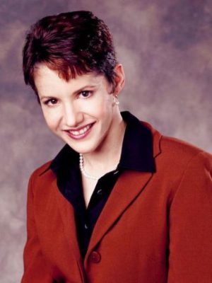 Bess Meyer Death Fact Check, Birthday & Age | Dead or Kicking