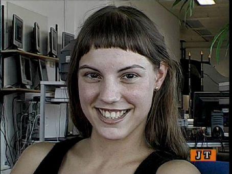 Betty G. Death Fact Check, Birthday & Age | Dead or Kicking