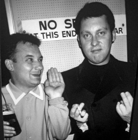 Bob Mortimer Death Fact Check, Birthday & Age | Dead or Kicking