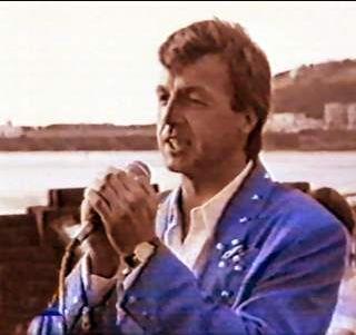 Bobby Gee Death Fact Check, Birthday & Age | Dead or Kicking