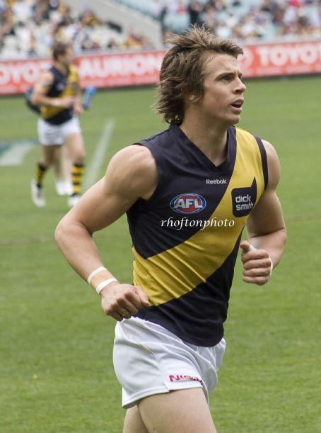 Brett Deledio Death Fact Check, Birthday & Age | Dead or Kicking