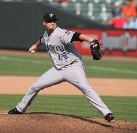 Brian Wolfe Death Fact Check, Birthday & Age | Dead or Kicking