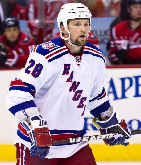 Bryan McCabe Death Fact Check, Birthday & Age | Dead or Kicking