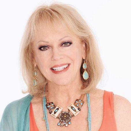 Cathy Green Death Fact Check, Birthday & Age | Dead or Kicking