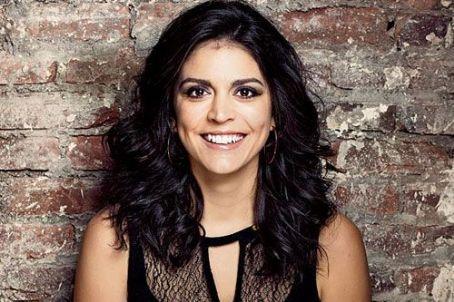 Cecily Strong Death Fact Check, Birthday & Age | Dead or Kicking