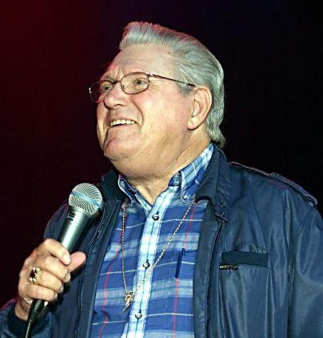 Charlie Hodge Death Fact Check, Birthday & Date of Death