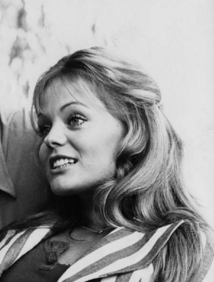 Christiane Rücker Death Fact Check, Birthday & Age | Dead or Kicking