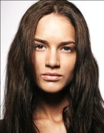 Csilla Molnár Death Fact Check, Birthday & Age | Dead or Kicking