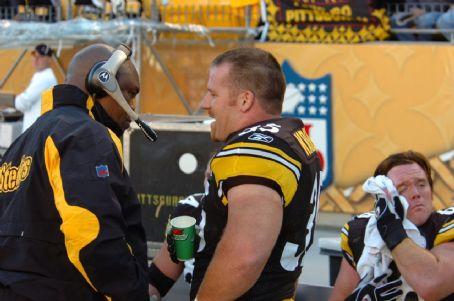 Dan Kreider Death Fact Check, Birthday & Age | Dead or Kicking