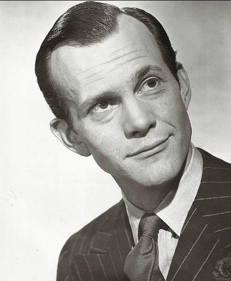 Daniel Massey Death Fact Check, Birthday & Date of Death