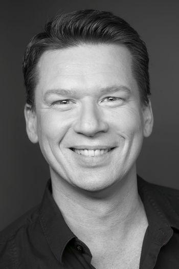 David Combes Death Fact Check, Birthday & Age | Dead or Kicking