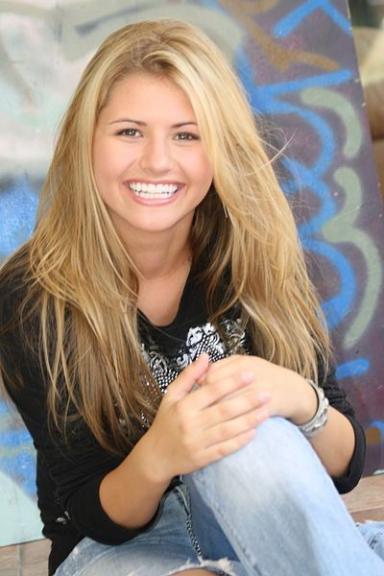 Diandra Newlin Death Fact Check, Birthday & Age | Dead or Kicking