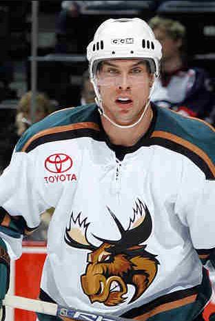 Dustin Wood Death Fact Check, Birthday & Age | Dead or Kicking