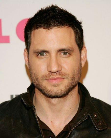 Edgar Ramírez Death Fact Check, Birthday & Age | Dead or Kicking