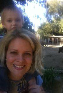 Elizabeth Cox Death Fact Check, Birthday & Age | Dead or Kicking