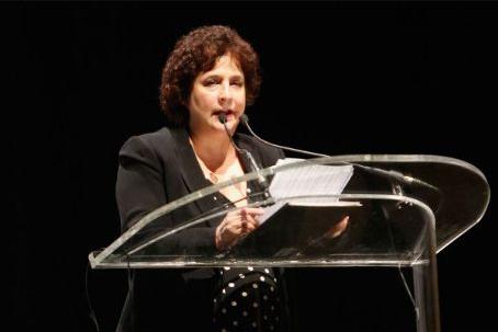 Elizabeth Mailer Death Fact Check, Birthday & Age | Dead or Kicking