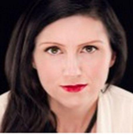 Emily Bennington Death Fact Check, Birthday & Age | Dead or Kicking