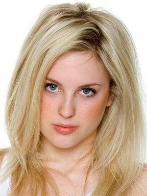 Emily Parr Death Fact Check, Birthday & Age | Dead or Kicking