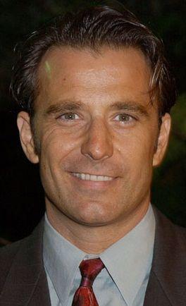 Eric Lutes Death Fact Check, Birthday & Age | Dead or Kicking