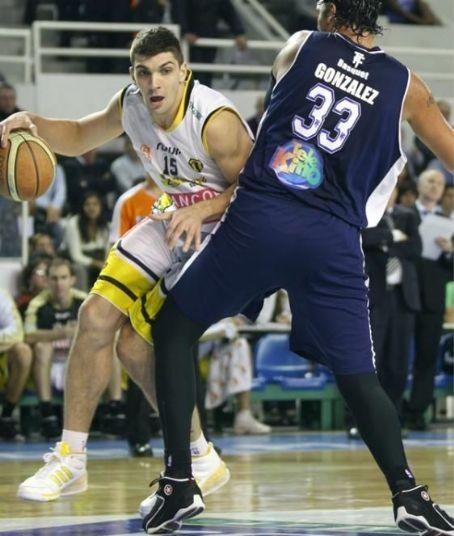 Esteban Batista Death Fact Check, Birthday & Age | Dead or Kicking