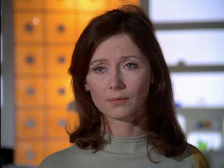 Eva Zoref Death Fact Check, Birthday & Age | Dead or Kicking