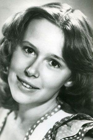 Evgeniya Simonova Death Fact Check, Birthday & Age | Dead or Kicking